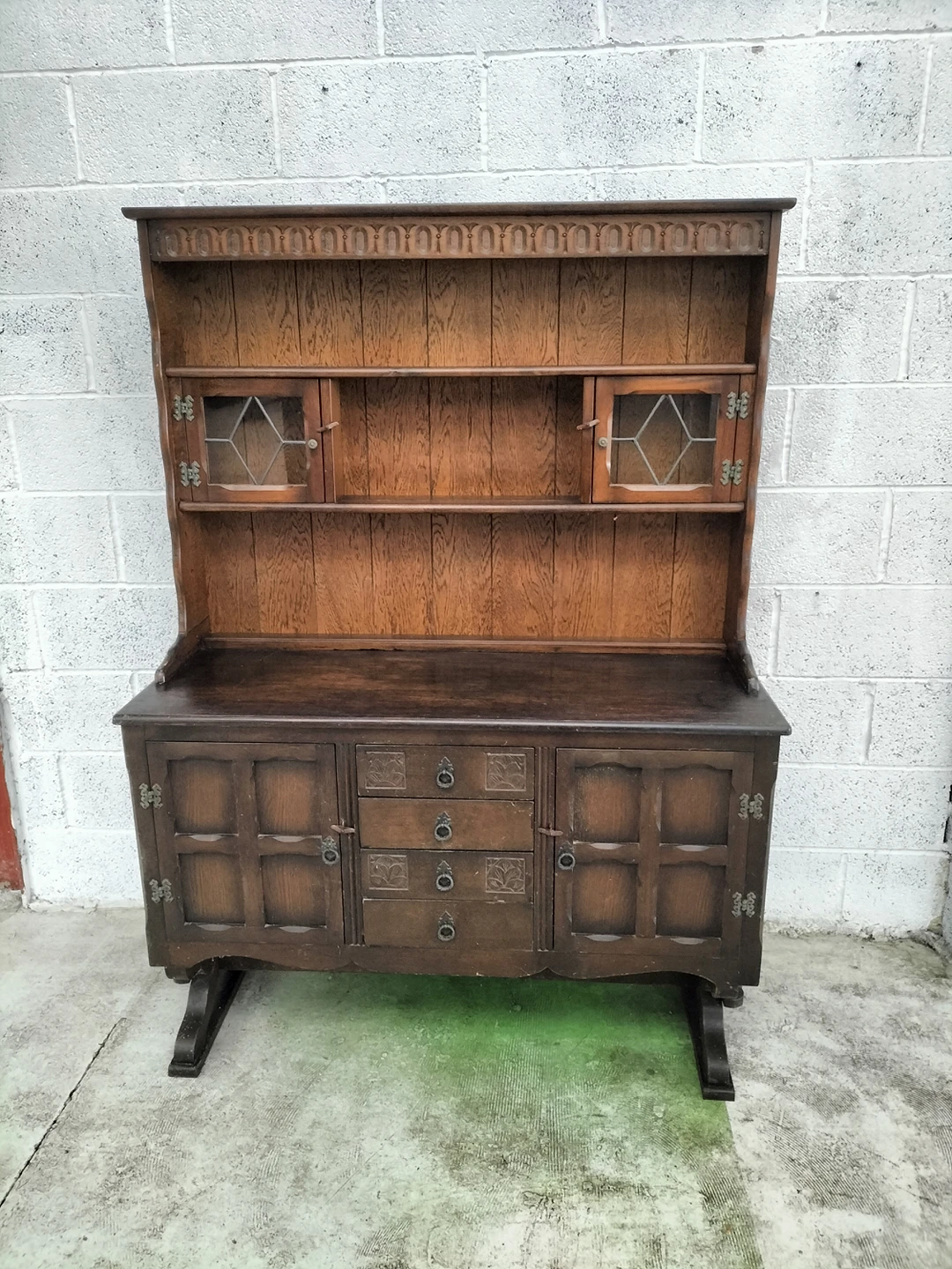 Vintage solid oak farmhouse Welsh dresser sideboard cabinet | Karrot