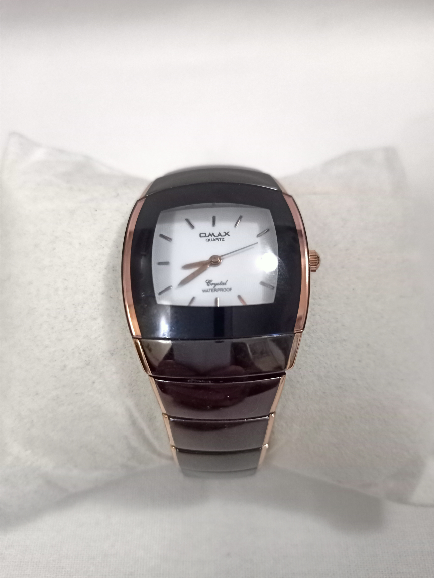 MENS OMAX QUARTZ CRYSTAL WATCH. | Karrot