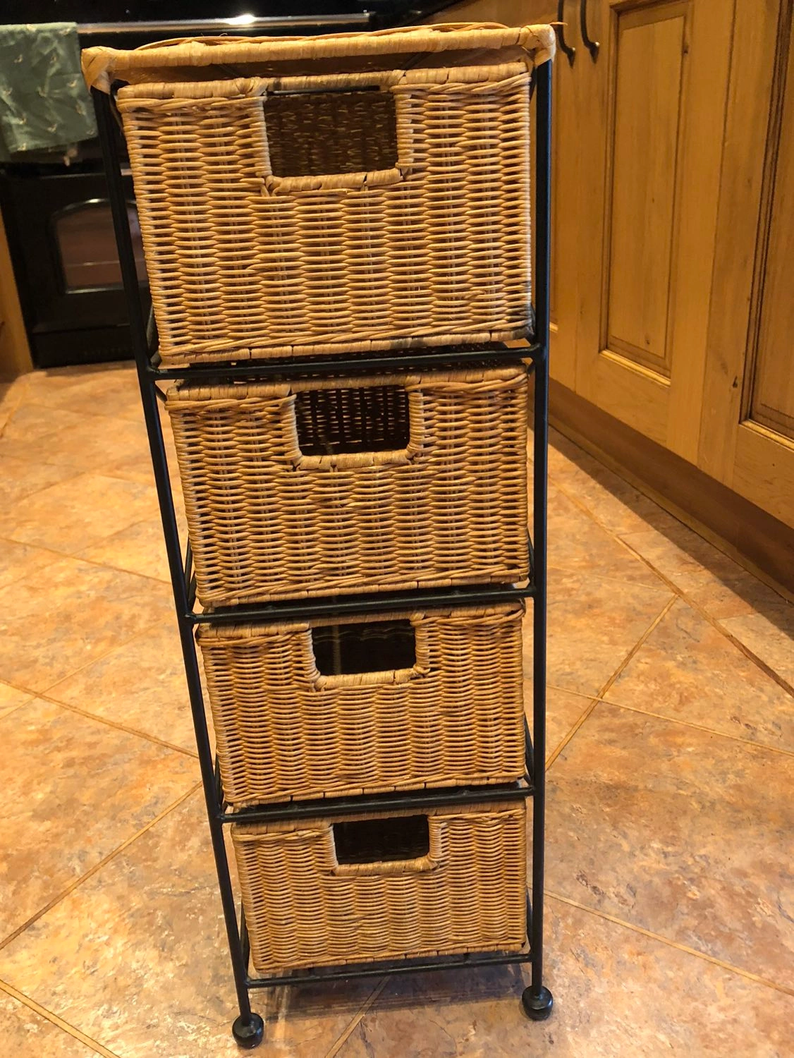 Wicker Unit | Karrot