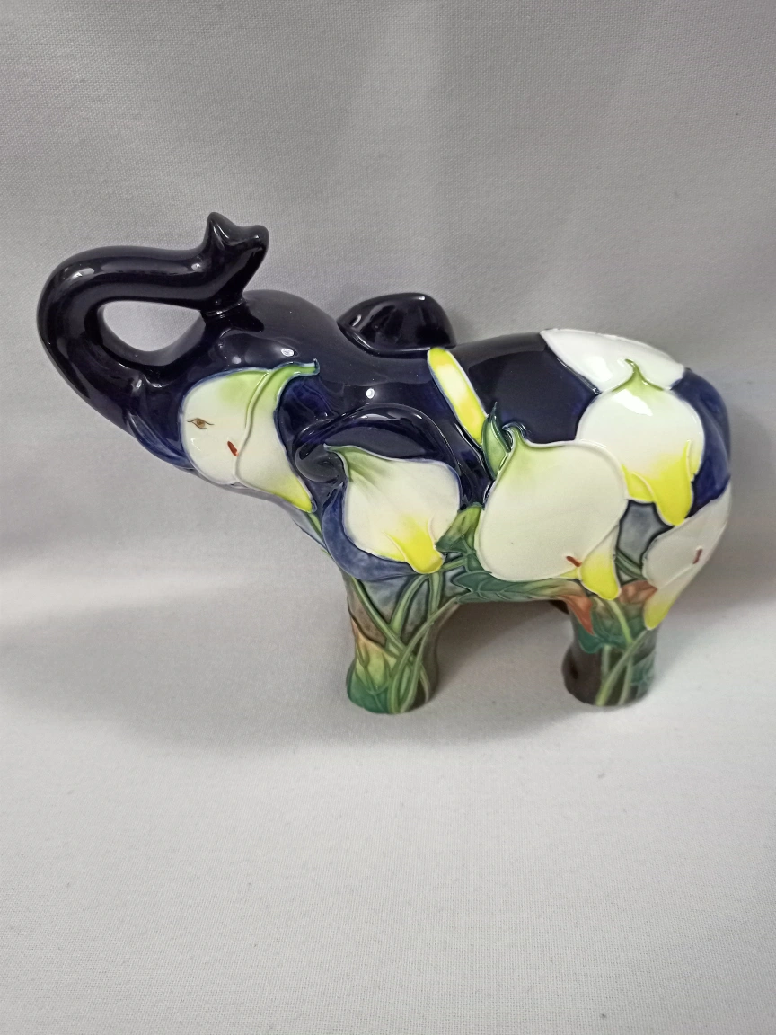 OLD TUPTON WARE TRUNK-UP ELEPHANT. | Karrot